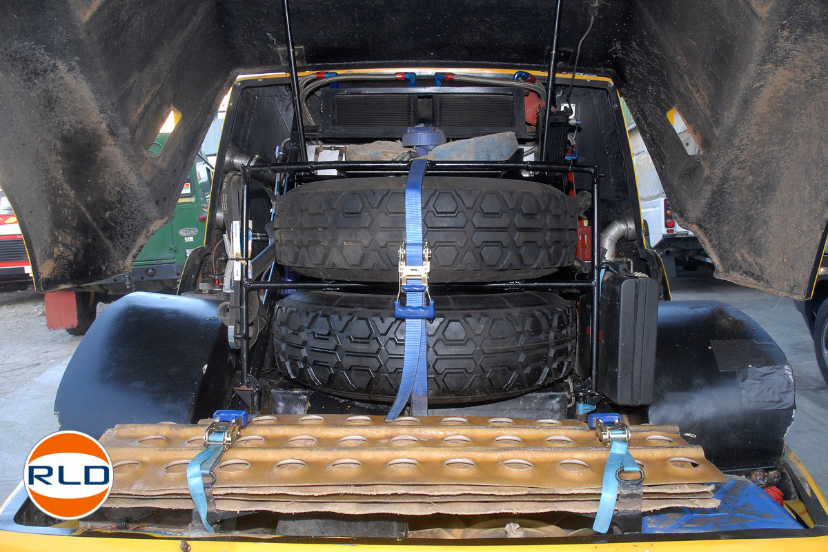 Range Halt'Up! Camel Racing V8 Paris-Dakar - RLD Autos